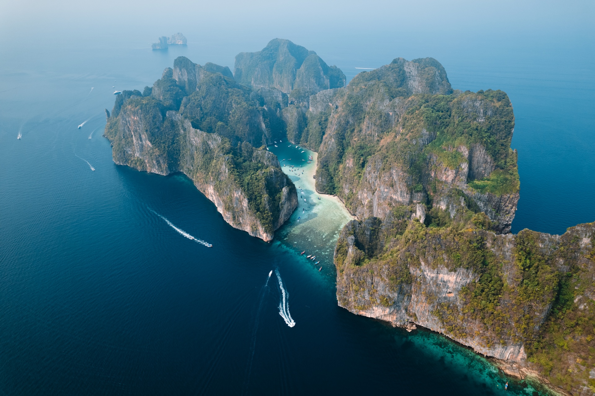 Phang Nga Bay & Naka Island - Tiger Marine Charter